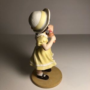 The Hamilton Collection | Other | Vintage The Hamilton Collection Girl ...